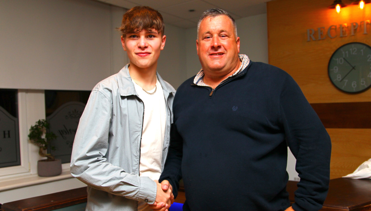 SAM STAYING WITH COMETS – British Speedway Official Website