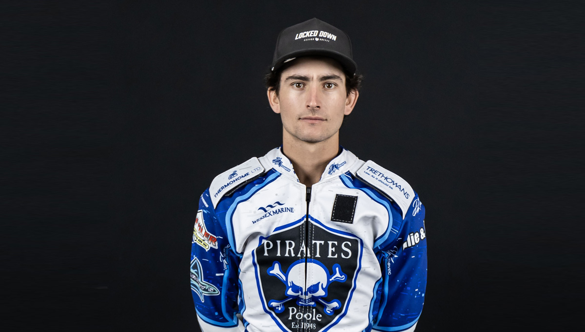 CAPTAIN COOK LEADS PIRATES – British Speedway Official Website